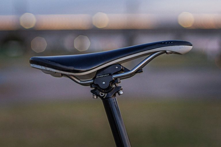 croMOZU275に角度可変シートポスト「SwitchGrade」を装着 | TUBAGRA ツバグラ