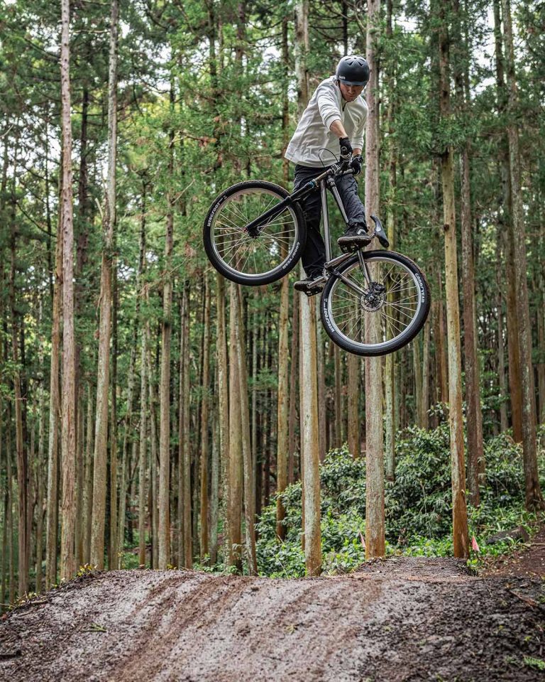 MTB（マウンテンバイク）チーム TUBAGRA ツバグラ