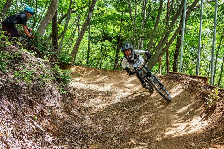 MTB（マウンテンバイク）チーム TUBAGRA ツバグラ